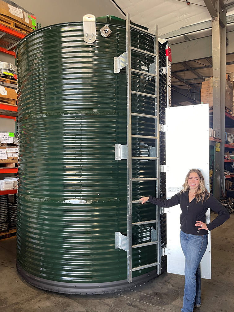 Rhino Poly Tank Galvanized Tank Ladders | Rhino Fittings